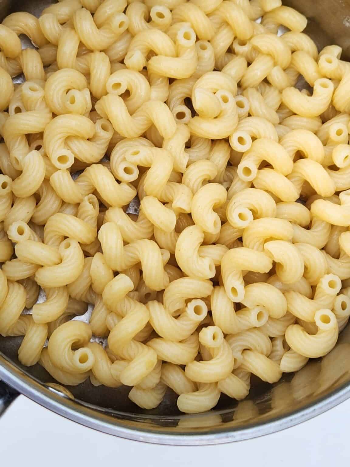 Shredded Chicken Macaroni and Cheese Casserole Recipe - Frugal Tips and ...